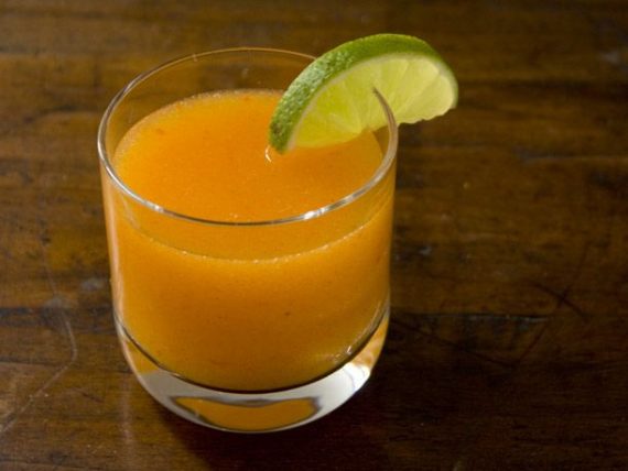 7 Easy Persimmon Cocktails: Fresh Flavors for Your Home Bar