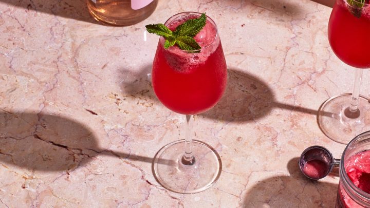 9 Vibrant Hibiscus Cocktail Recipes for a Tropical Taste Adventure