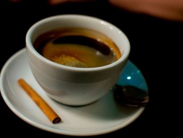 14 Best Hot Coffee Cocktails to Drink
