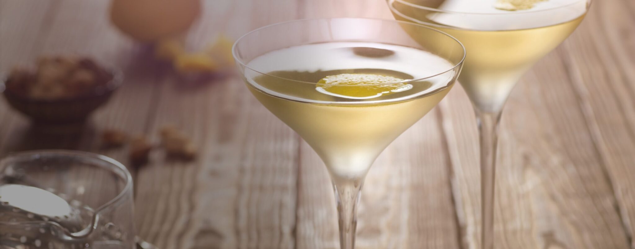 17 Best 2 Ingredient Cocktail Recipes to Try