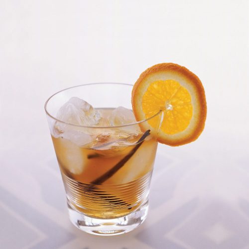 9 Best Chai Cocktails to Warm You Up