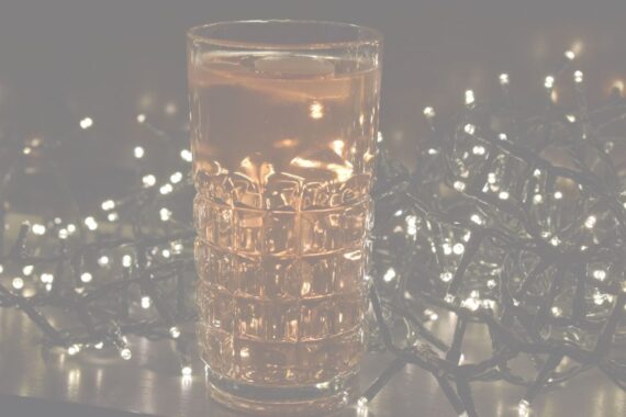 13 Best Winter Gin Cocktails to Drink This Season