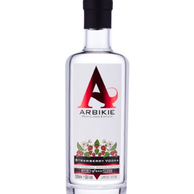 7 Best Strawberry Vodkas to Drink