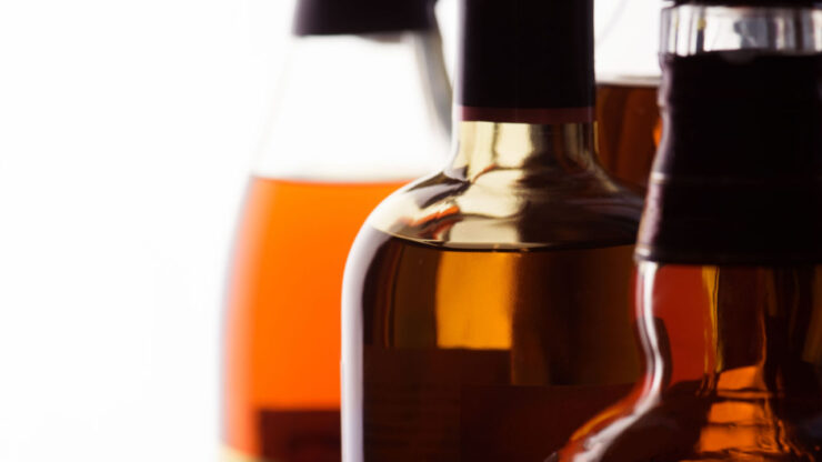 35 Whiskey Terms: A Complete Glossary in 2026 - MyBartender