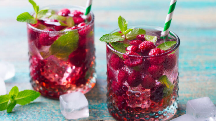 20 Best Raspberry Cocktails to Drink