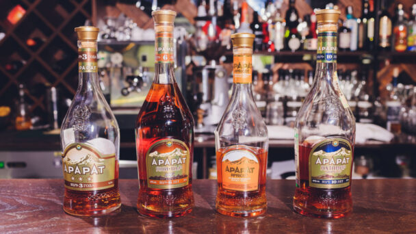 7 Best Apricot Brandies to Drink