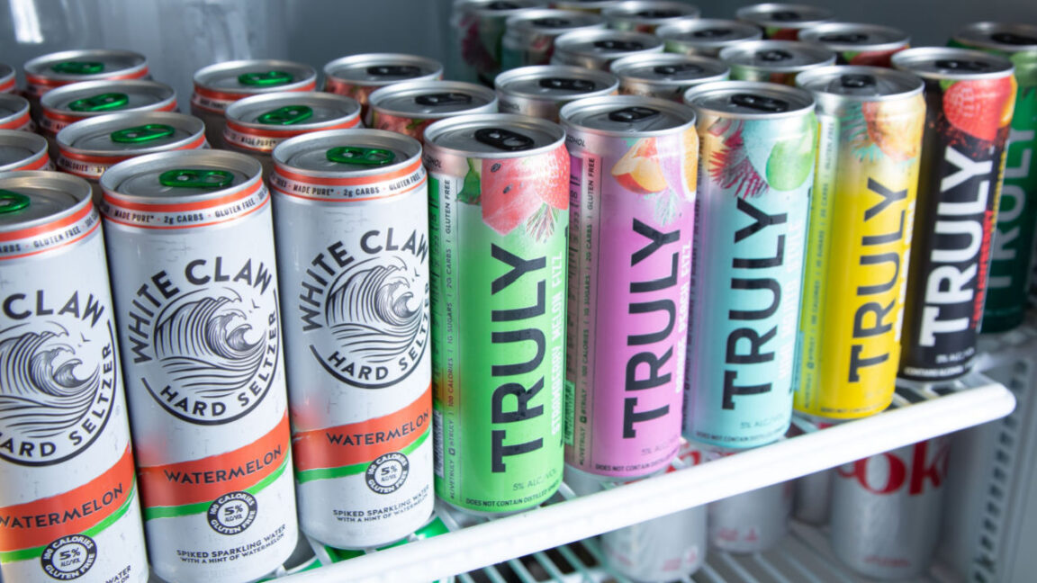 10 Best Spiked Seltzer Brands to Try