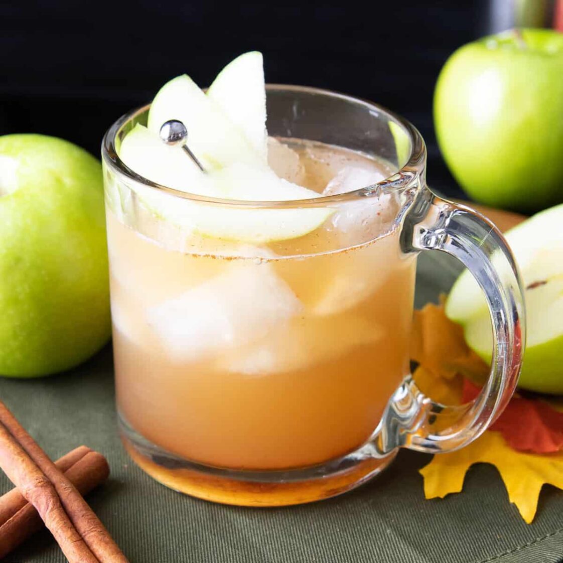 13 Best Apple Juice Cocktails to Drink