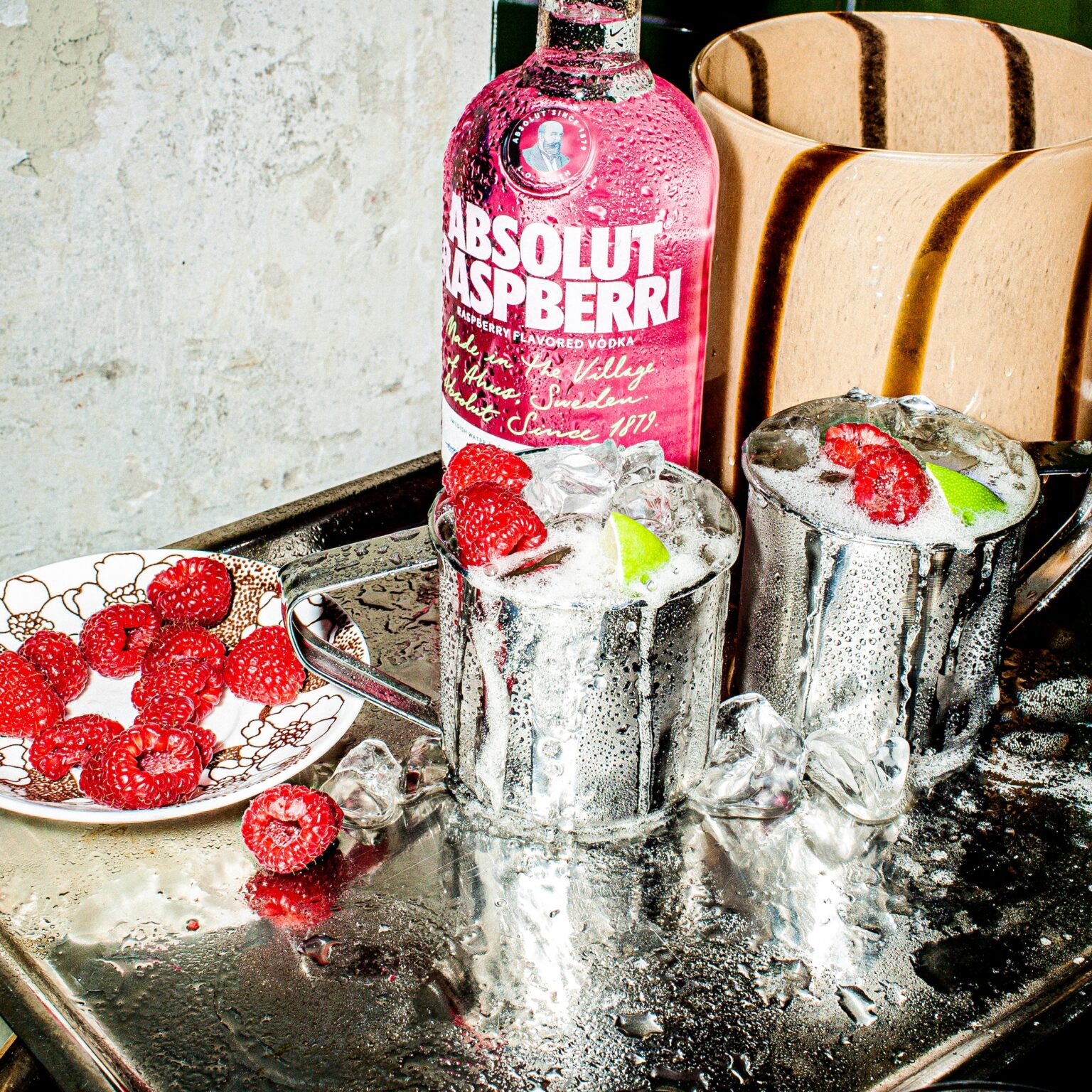 16 Raspberry Vodka Cocktails to Drink