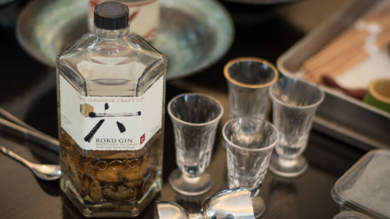 11 Different Types of Gin Explained
