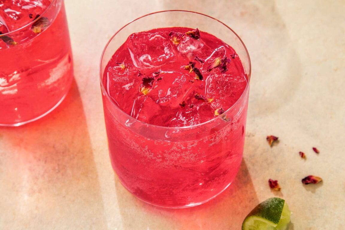 15 Best Rosé Cocktails to Drink