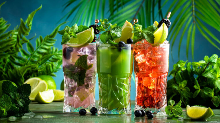 21 Best Summer Vodka Cocktails to Drink