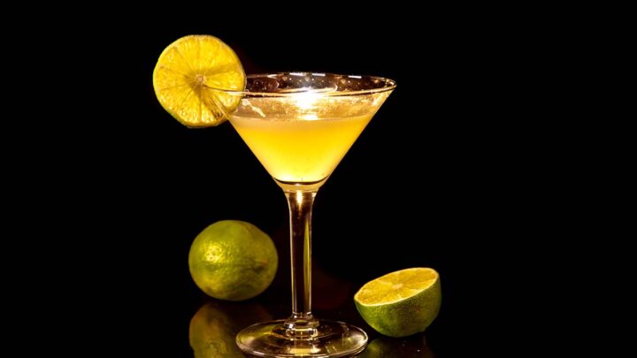 10 Best Well Cocktails to Drink