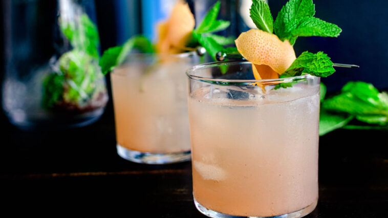 14 Best Greek Cocktails to Drink - MyBartender