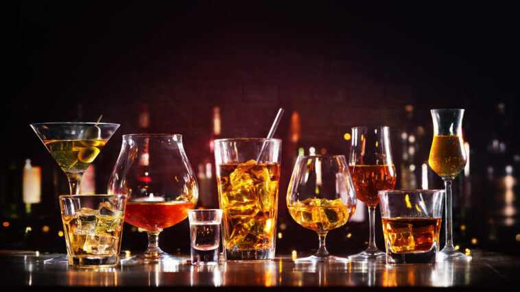 10 Most Popular Types of Cocktail Glasses - MyBartender