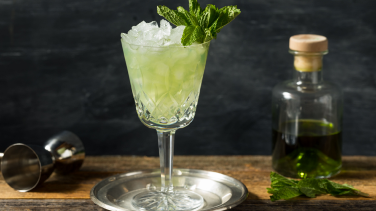 11 Best Absinthe Cocktails To Drink