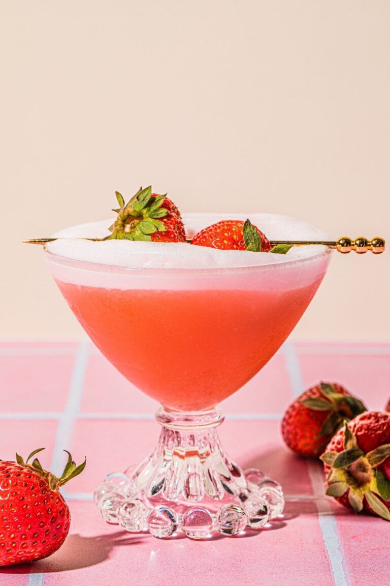 12 Best Strawberry Tequila Cocktails to Drink