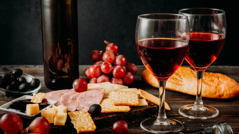 13 Best Spanish Cocktails to Drink