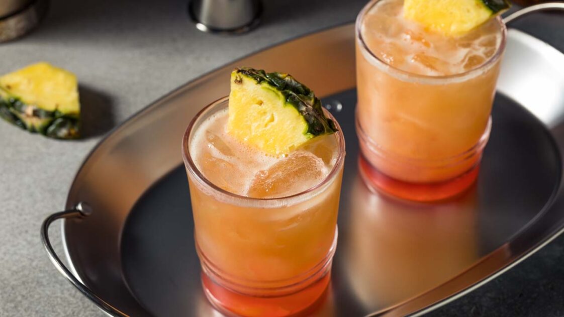 Bermuda Rum Swizzle Recipe and Instructions - MyBartender