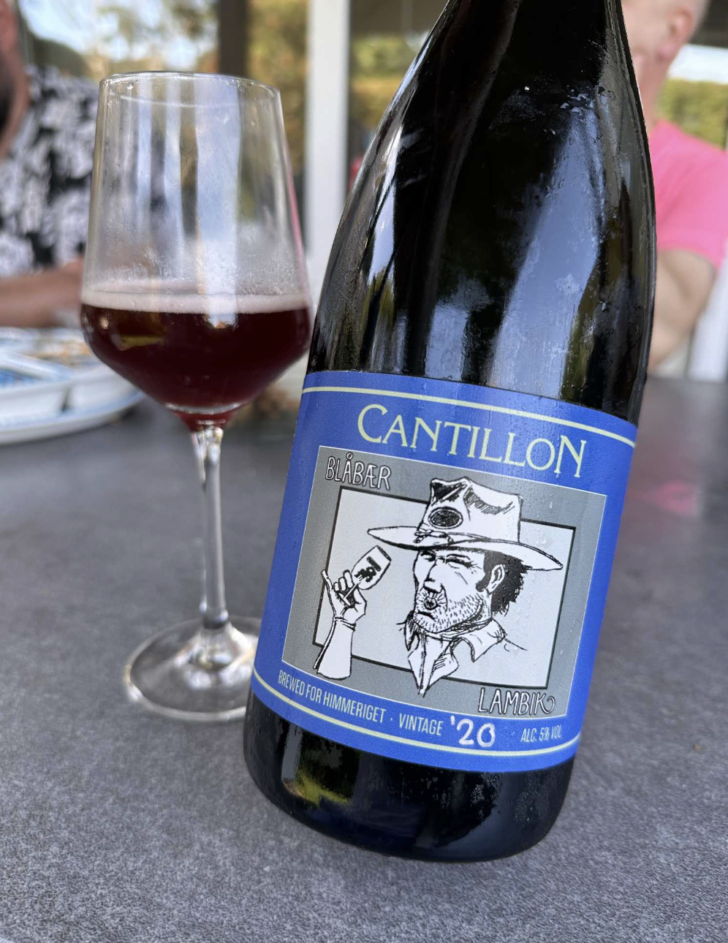 12 Best Blueberry Beers to Drink