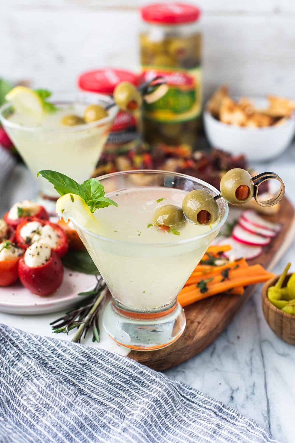 8 Best Olive Cocktails to Drink