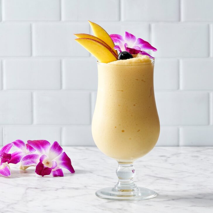 10 Best Frozen Mango Cocktails to Make