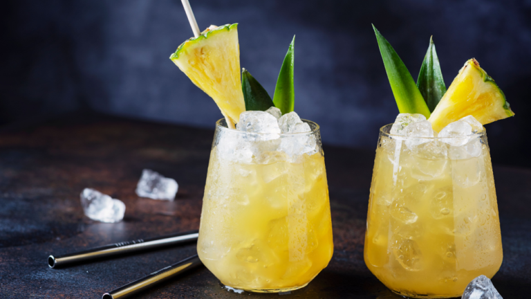 13 Best Pineapple Gin Cocktails to Try