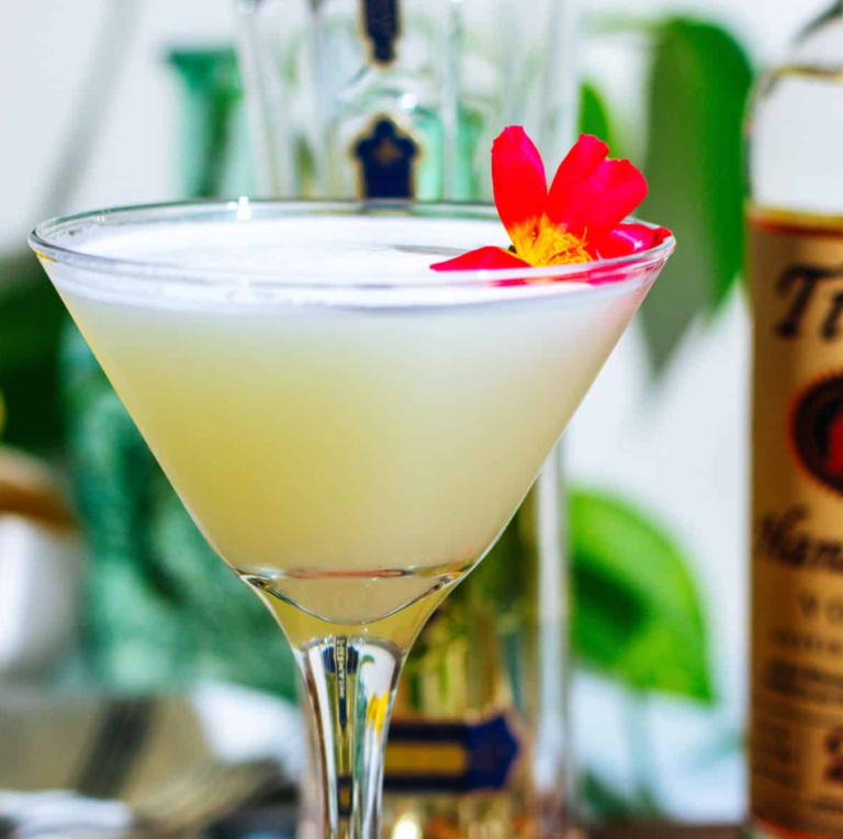 12 Best Elderflower Vodka Cocktails to Try