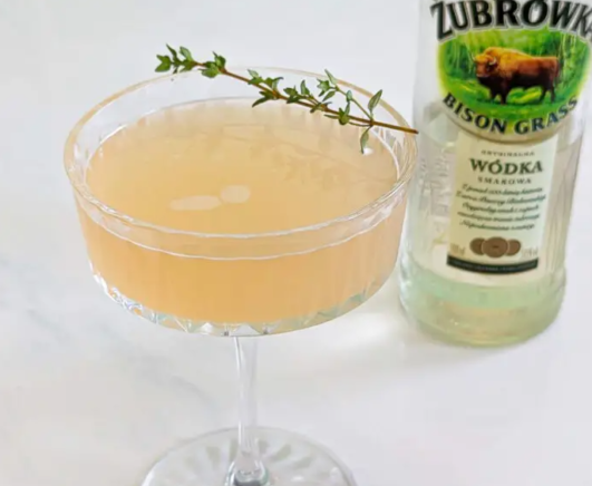 6 Best Polish Cocktails to Try