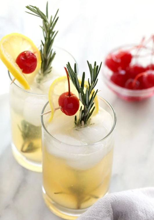 14 Best Rosemary Cocktails for a Herbal Twist
