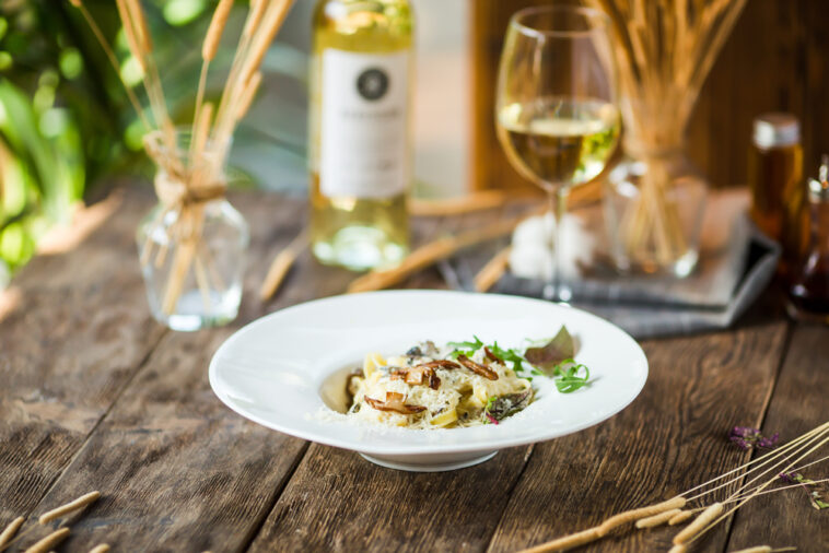 What Wine Pairs with Alfredo? - MyBartender