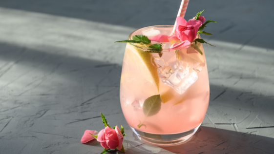 9 Best Pink Mocktails to Drink