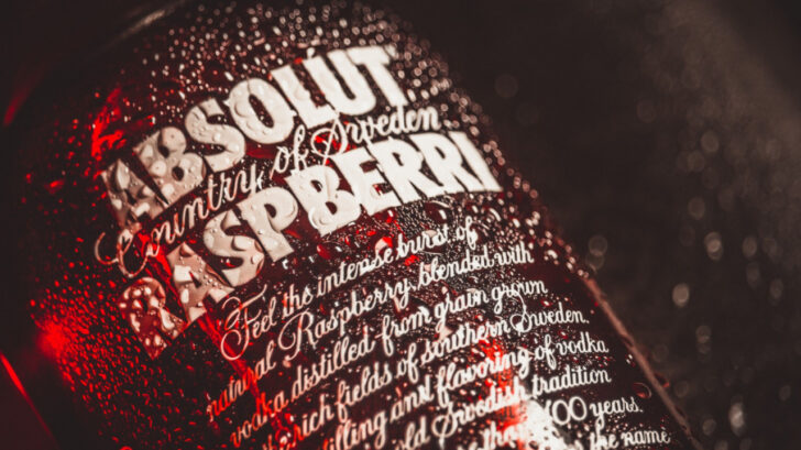 12 Best Drinks To Mix With Absolut Raspberry