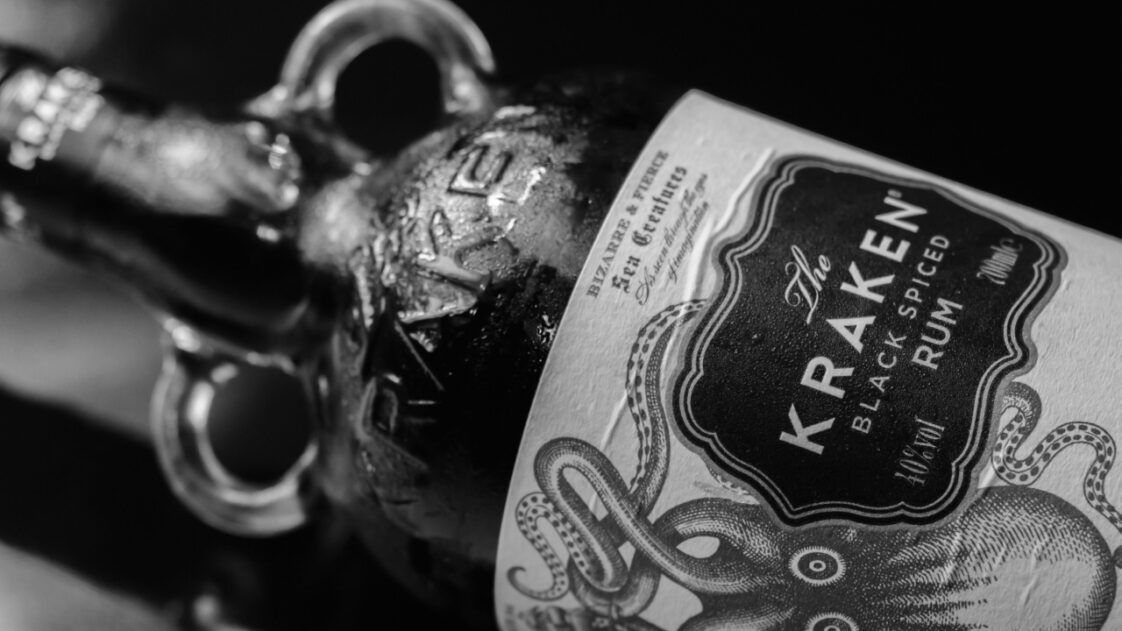 8 Best Drinks to Mix With Kraken Rum