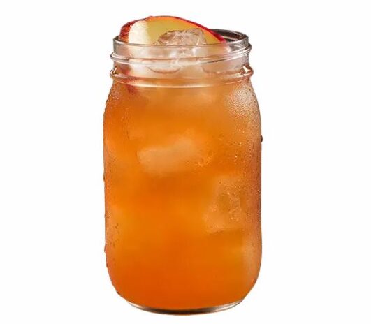 8 Best Canadian Cocktails to Drink