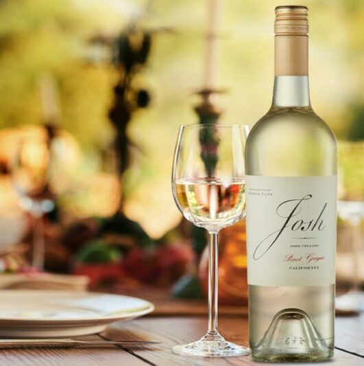 19 Best Pinot Grigios Under $20 to Drink