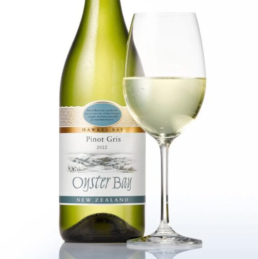 19 Best Pinot Grigios Under $20 to Drink