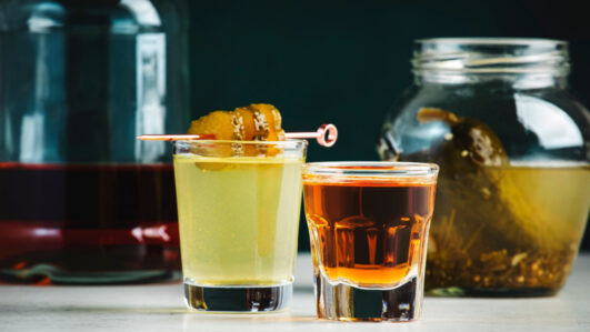 14 Best Drinks to Mix with Jameson