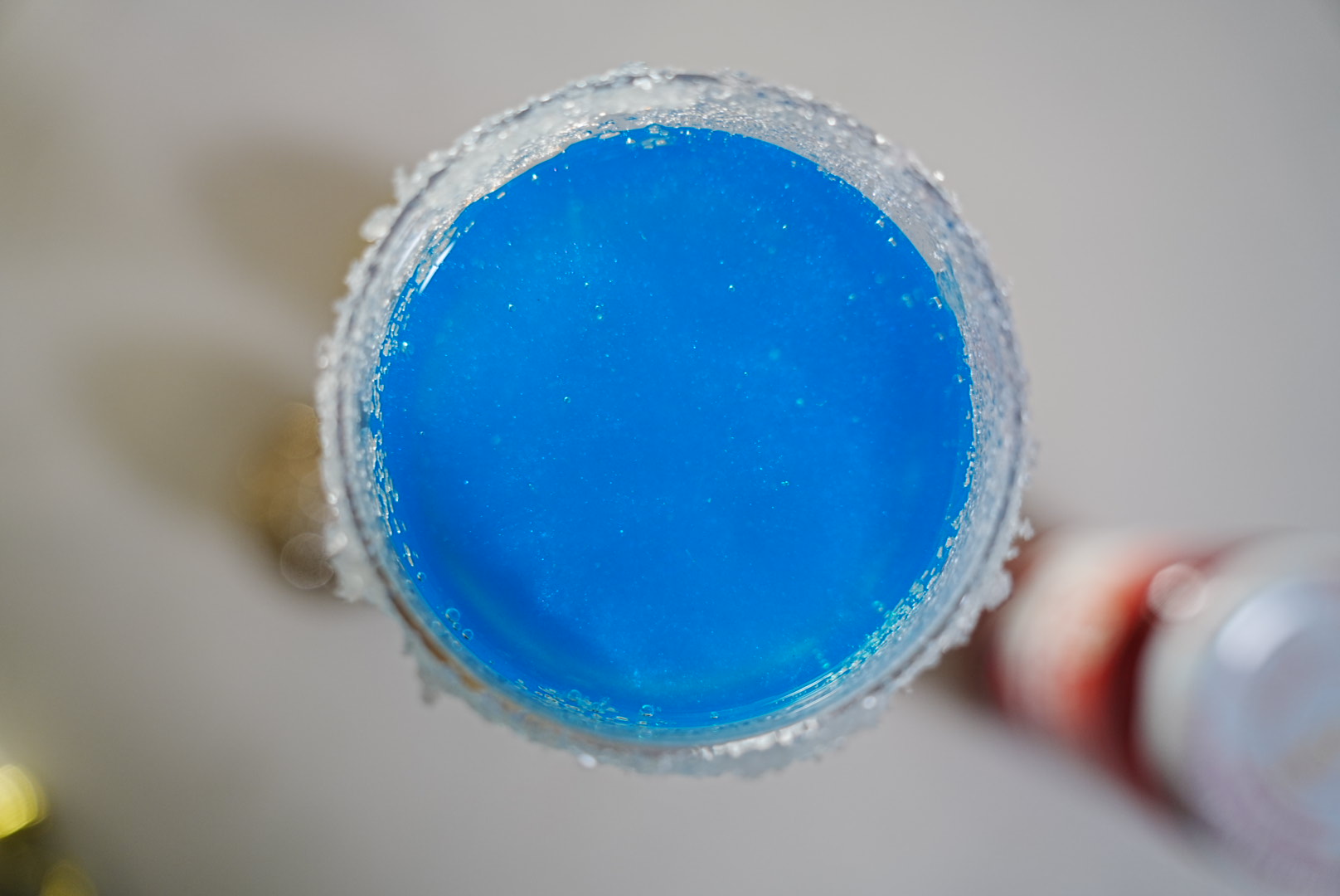 Blue Midnight Kiss: A Stunning Sparkling Sip You’ll Always Love