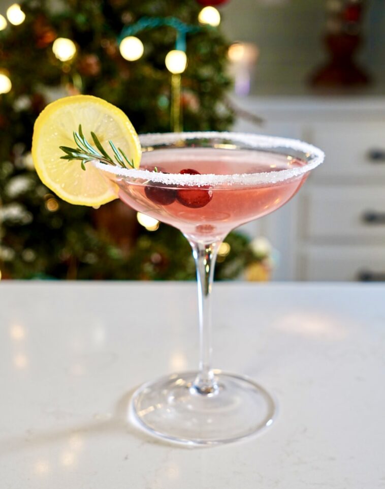 Holiday Lemon Drop: A Festive Twist on a Classic Christmas Cocktail