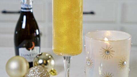Poinsettia Champagne Cocktail: A Classic Festive Drink for Christmas ...