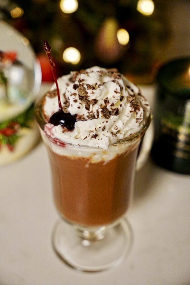 Drunk Reindeer: A Smooth Holiday Recipe for Winter Nights