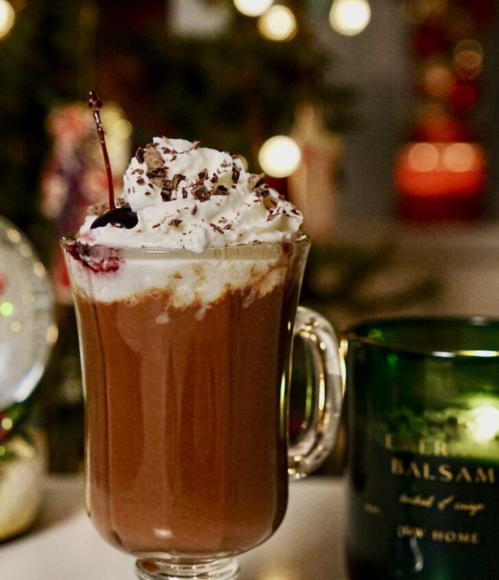 Drunk Reindeer: A Smooth Holiday Recipe for Winter Nights