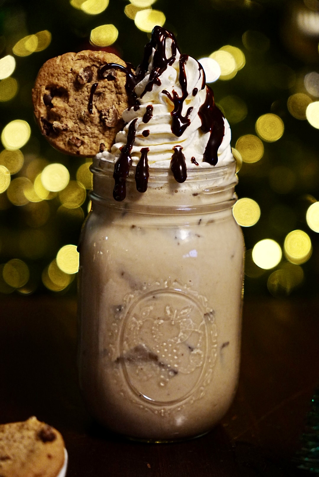 Milk N’ Cookies Cocktail: An Easy Holiday Treat for Christmas
