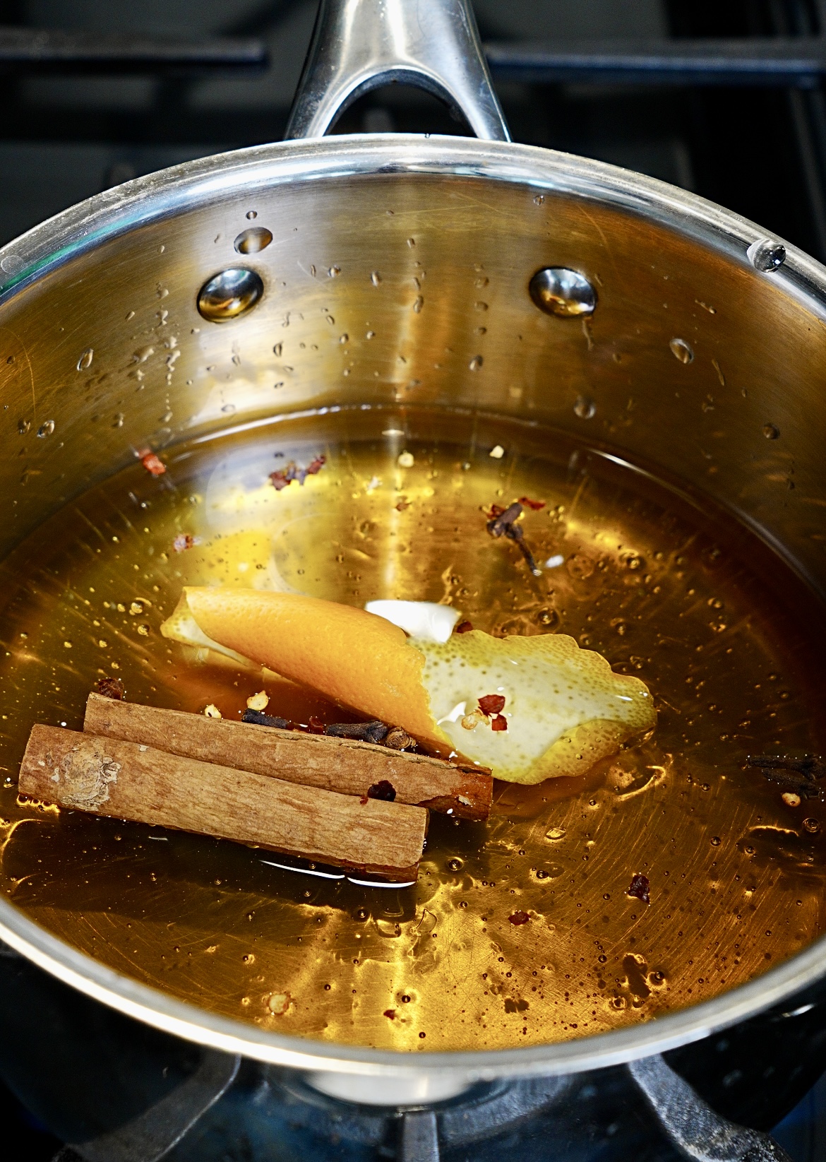 Spiced Honey Syrup for Cocktails: A Warm, Versatile Sweetener You’ll ...